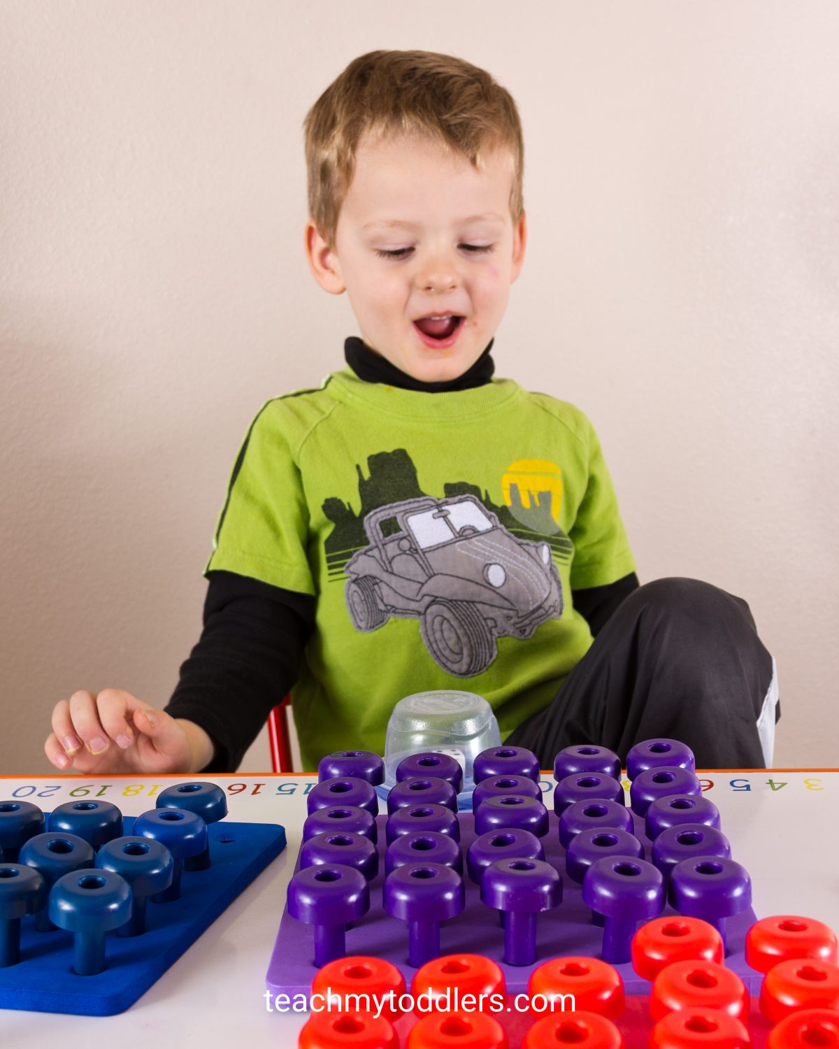Color Games for Toddlers - Pegboards and Pegs Color Game - Teach My ...