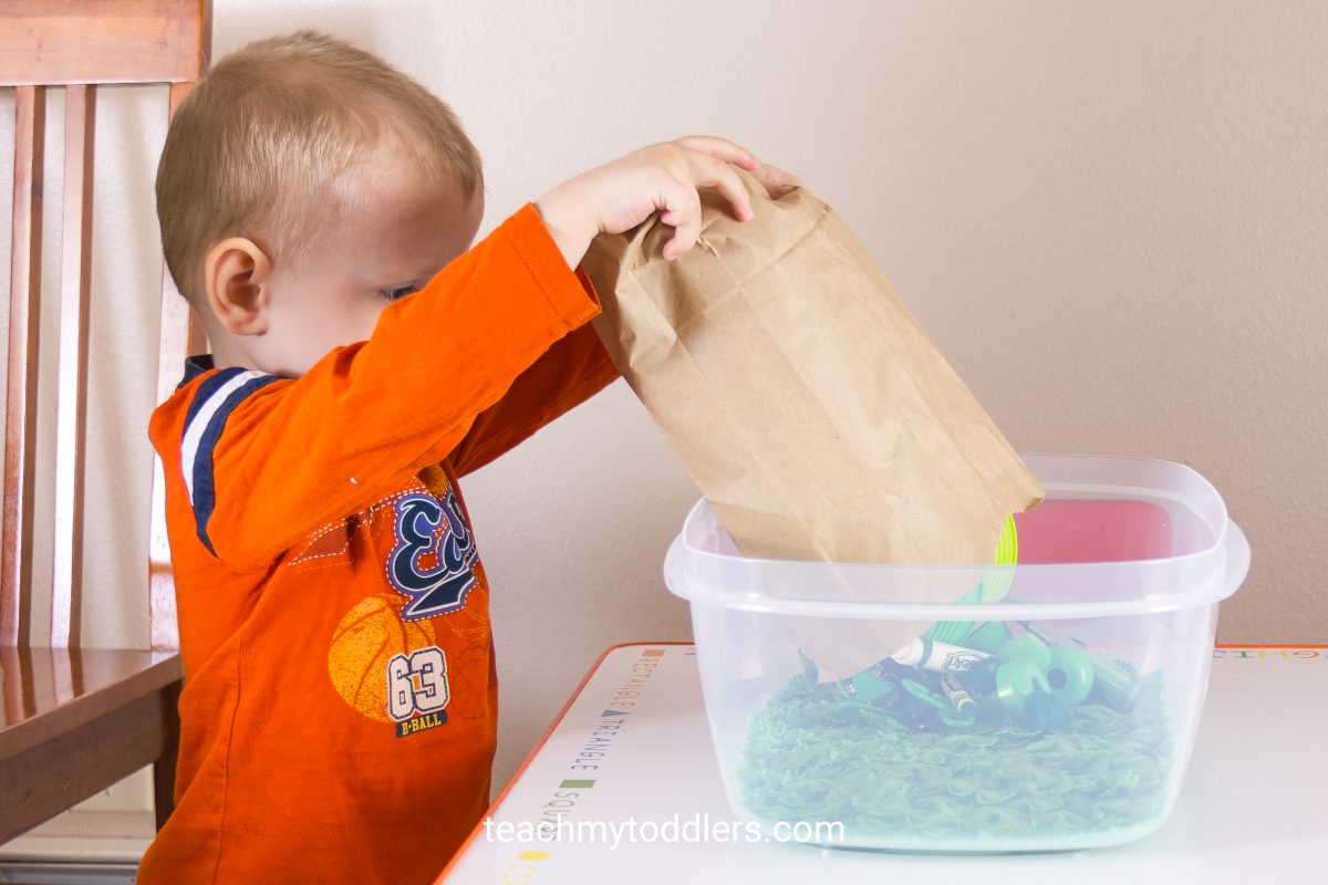 Color Games for Toddlers - Learning About Colors With Sensory Bins ...